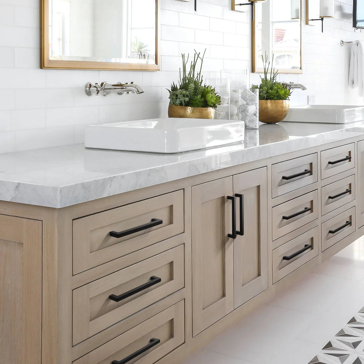 Decorative Hardware – METRO PLYWOOD & HARDWARE LLC